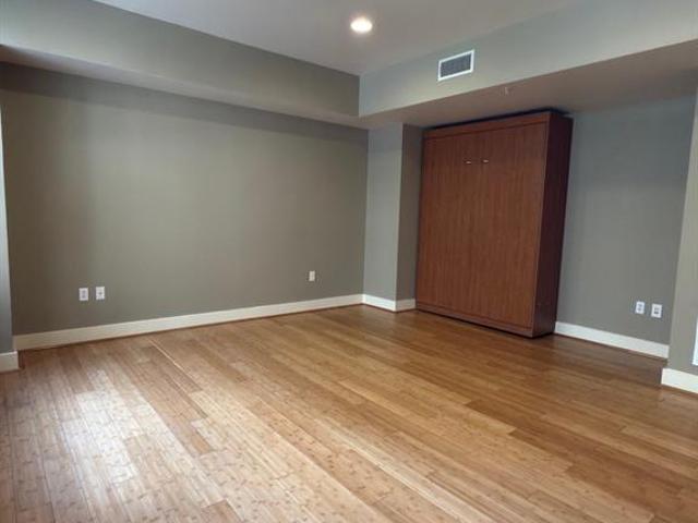 411 W 7th Street # 202