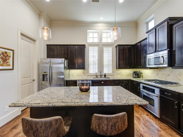 411 W 17th St, Unit B, Houston, TX 77008 | MLS #10861