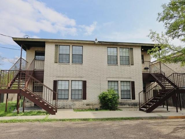 411 W Hillside Rd, Laredo, TX 78041