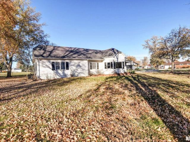 411 W North St, Morrisonville, IL 62546 | MLS #CA1039