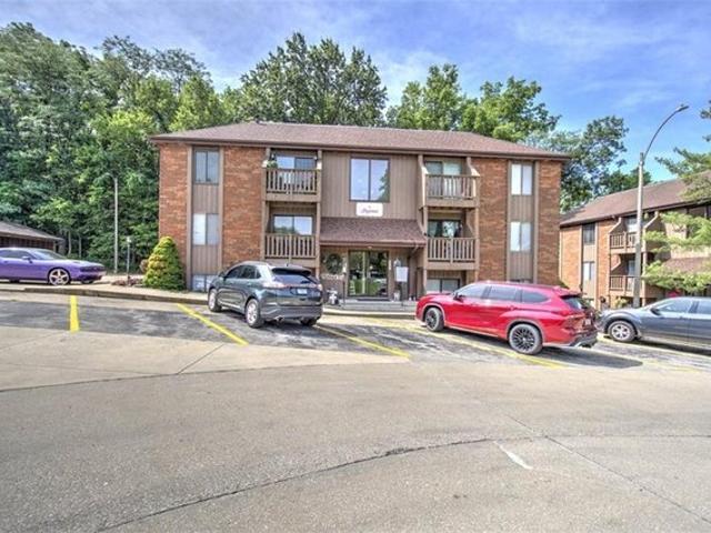 411 Woodside Trl Unit D6, Decatur, IL 62521