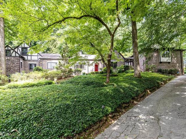 4124 N Ivy Rd NE, Atlanta, GA 30342