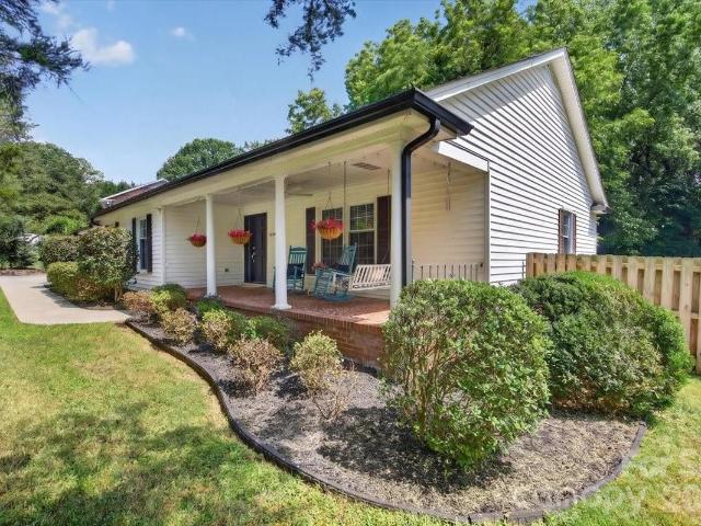 4124 Bridgewood Lane