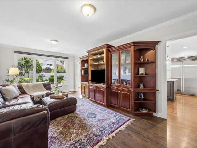 4124 Clausen Avenue