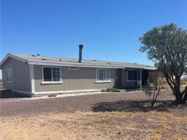 41250 CHLORIDE RD, NEWBERRY SPRINGS, CA 92365 Manufactured On.