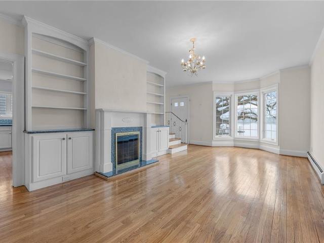 4125 Duke DR