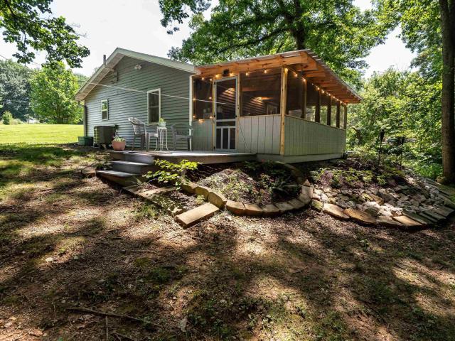 4125 E Bethel Lane