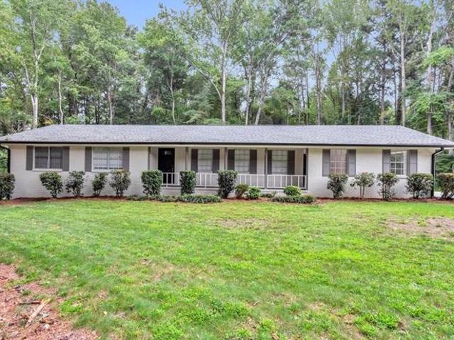 4125 Flat Shoals Rd, Union City, GA 30291