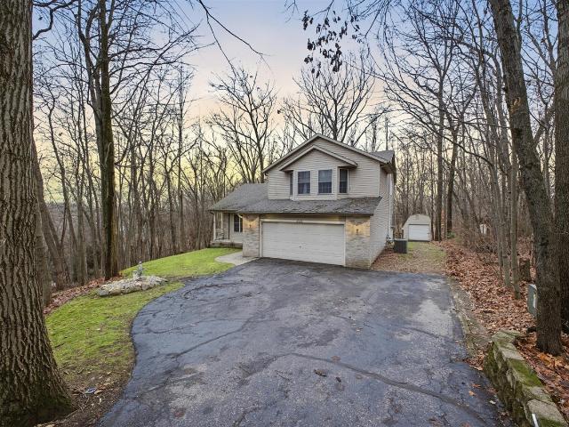 4125 Thornapple Hills Drive