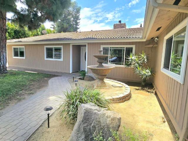 4126 Avocado Blvd