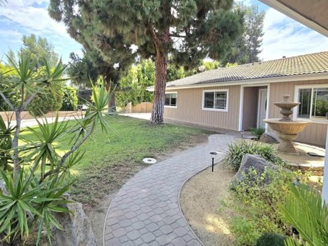 4126 Avocado Blvd, La Mesa, CA 91941