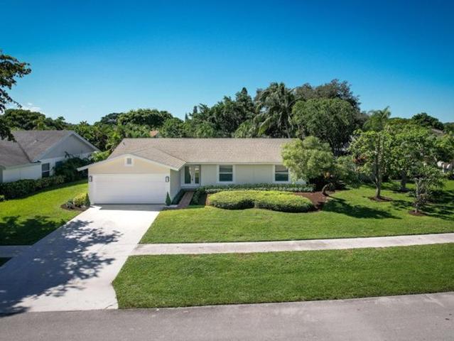 4126 Birchwood Dr, Boca Raton, FL 33487