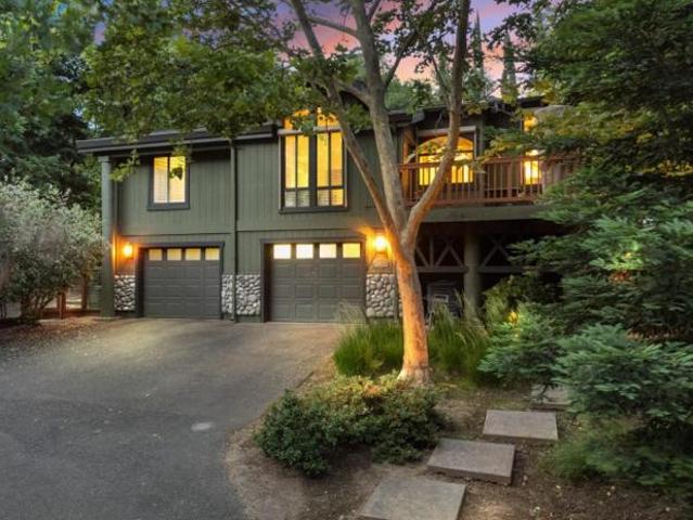 4126 Central Ave, Fair Oaks, CA 95628