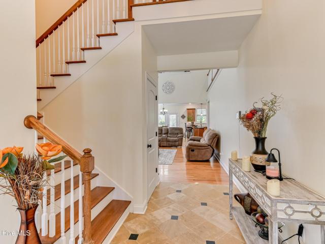 4126 Chastain Drive