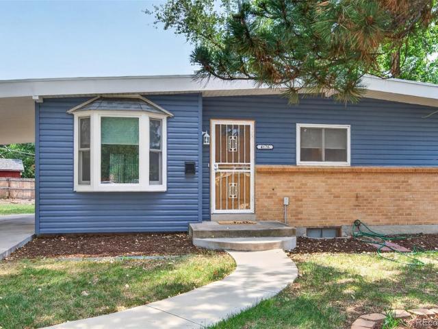 4126 E Easter Avenue