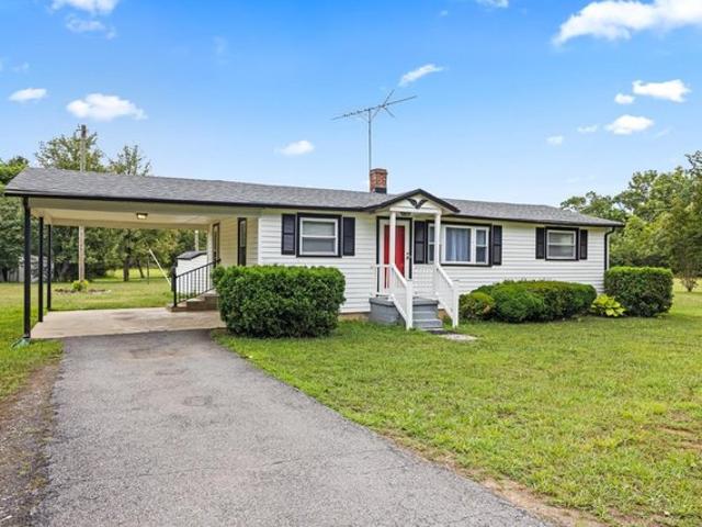 4126 Promise Land Rd, Appomattox, VA 24522