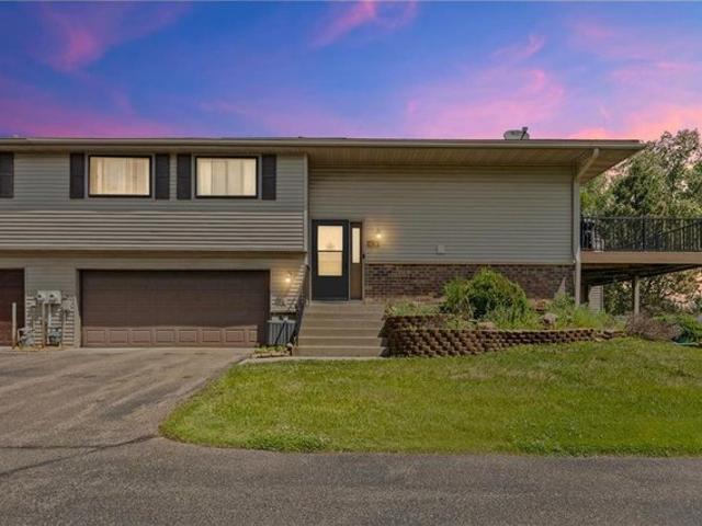 4126 Sylvia Ln S, Shoreview, MN 55126