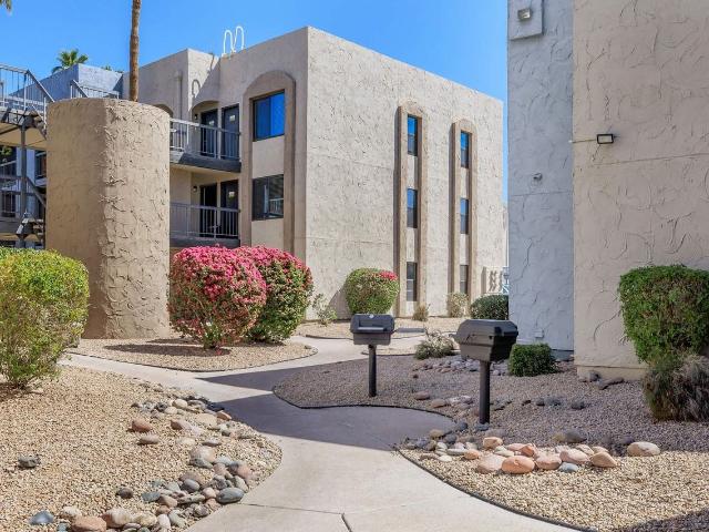 4127 Arcadia 1 Bedroom Apartment for Rent at 4127 E Indian School Rd, Phoenix, AZ 85018