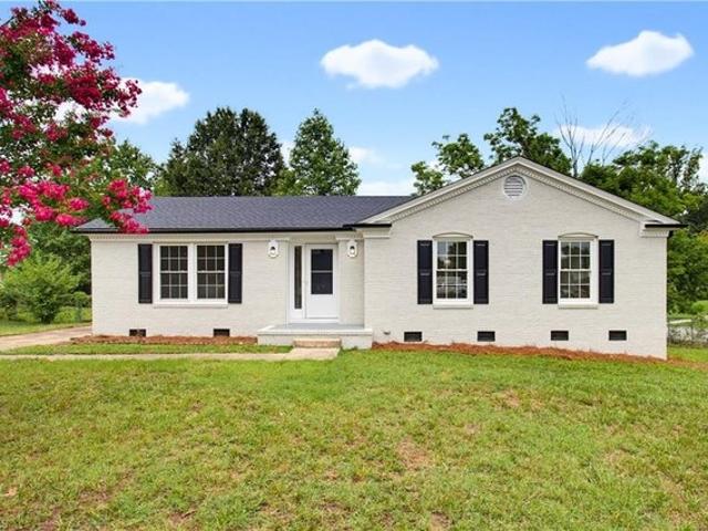 4127 Ashmore Dr, Greensboro, NC 27405