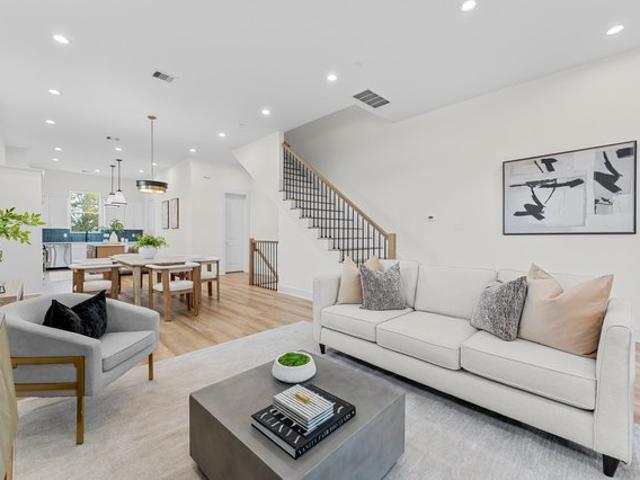 4127 DE George St, Houston, TX 77009