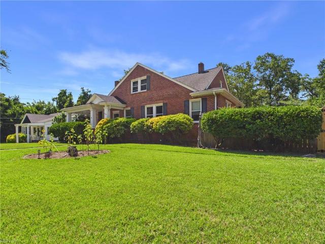 4127 W Greenway CT
