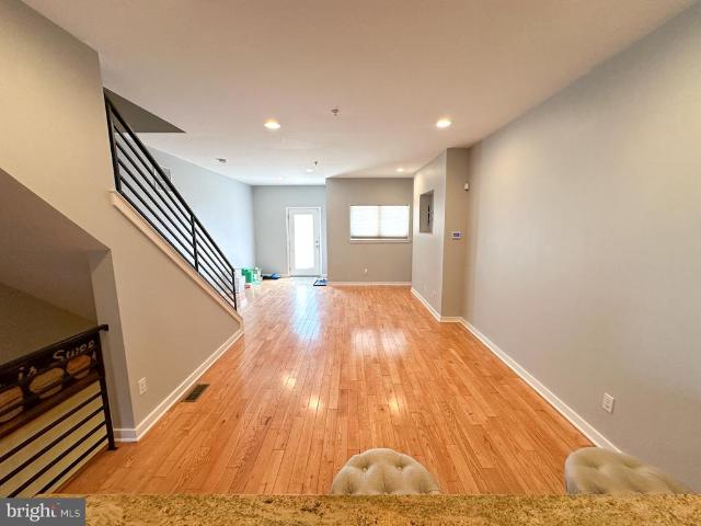 4128 Apple Street