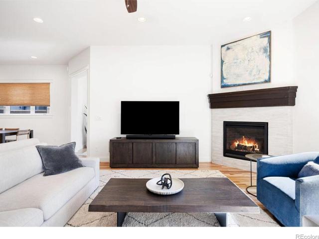 4128 Clifton Court