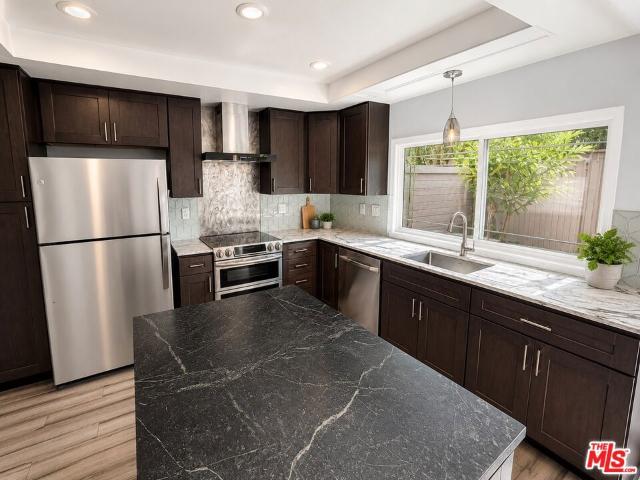 4128 Elizabeth Court