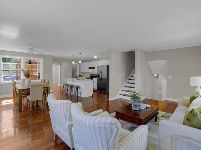 4128 Grand Street