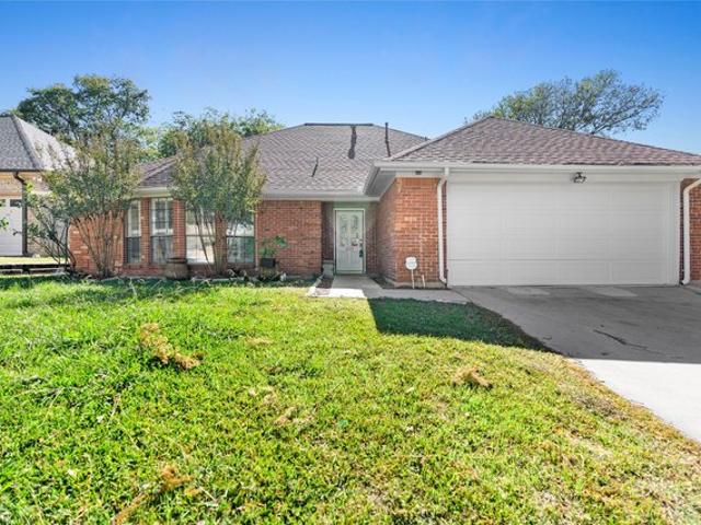 4128 Woodenrail Ln, Irving, TX 75061