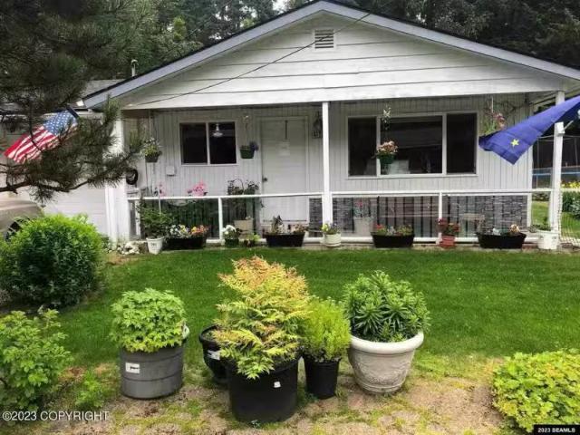 4128A TAKU BLVD, JUNEAU, AK 99801 Single Family Residence For.
