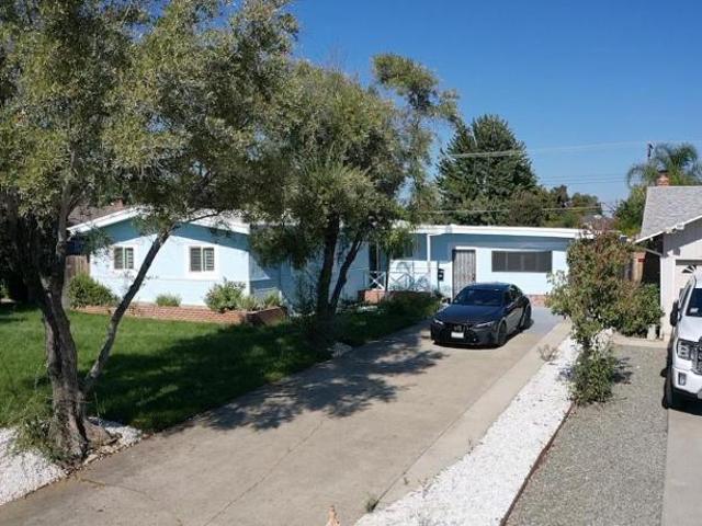 4129 Boone Ln, Sacramento, CA 95821