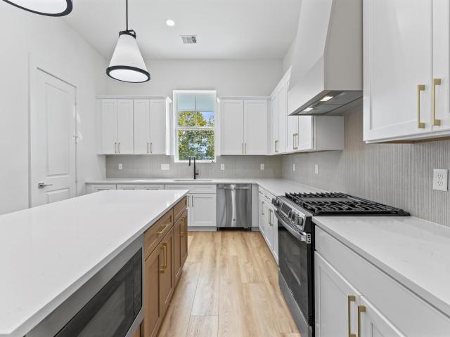 4129 De George St, Houston, TX 77009 | MLS #25597