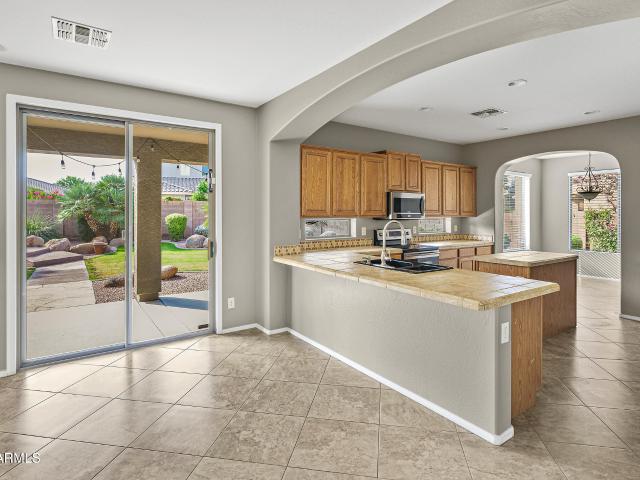 4129 E Clubview Drive