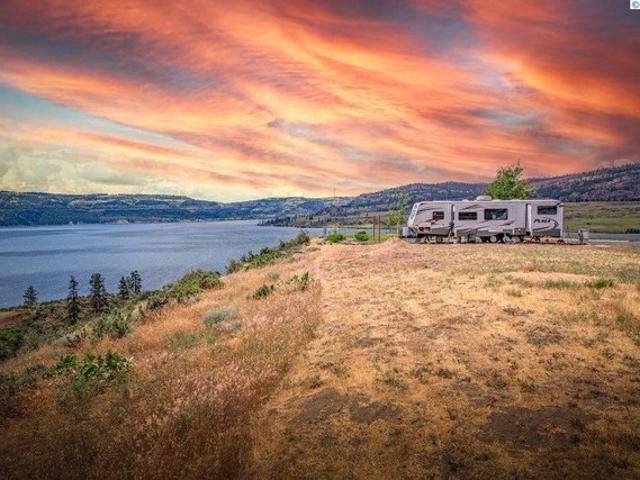 41205 Harbor View Dr N, Davenport, WA 99122