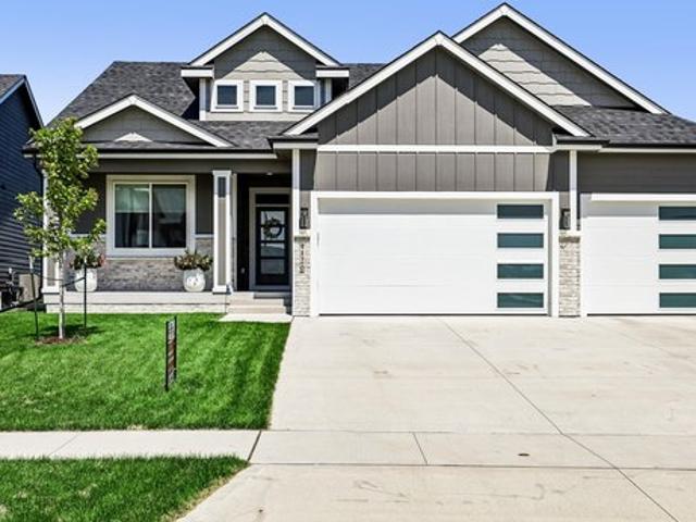 4120 NE 8th St, Ankeny, IA 50021