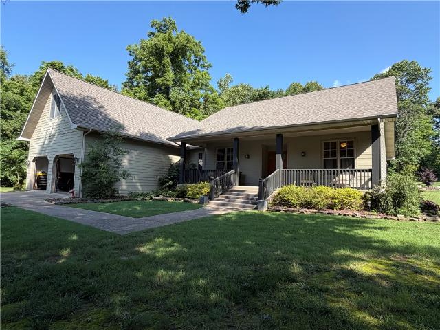 4120 Acorn Drive