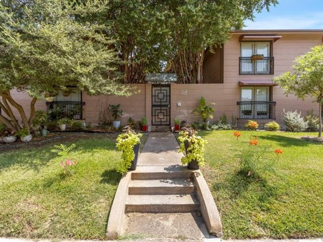 4120 Bowser Ave Apt D, Dallas, TX 75219