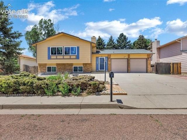 4120 Chenango Dr, Colorado Springs, CO 80911