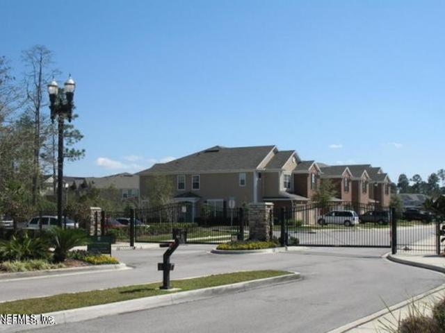 4120 Crownwood Dr, Jacksonville, FL 32216