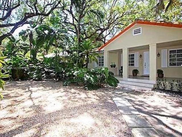 4120 Lybyer Ave, Miami, FL 33133