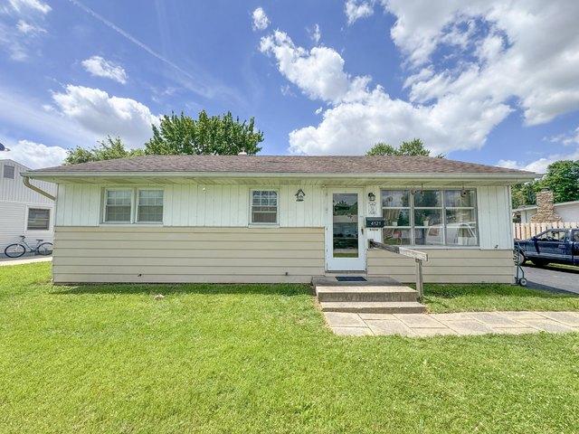 4121 Maplegrove Dr, Grove City, OH 43123