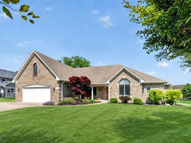 4121 Moss Ridge Ln, Indianapolis, IN 46237