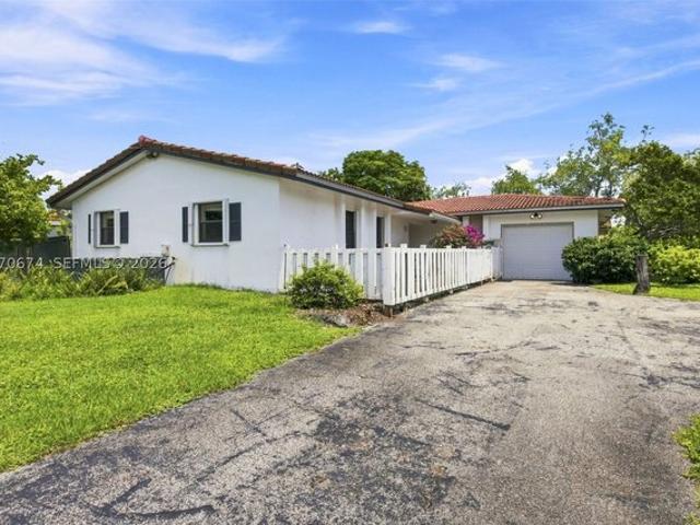 4121 NW 78th Way, Coral Springs, FL 33065