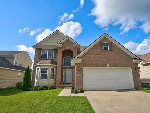 4121 Ash Tree Ln, Howell, MI 48843