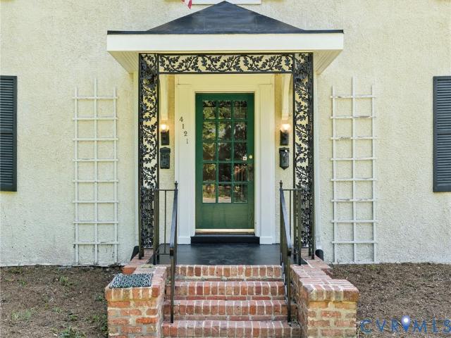 4121 Crestwood Road