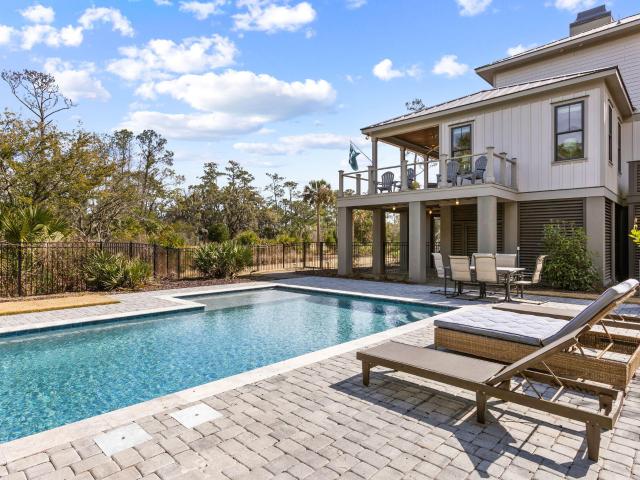 4121 Golf Cottage Lane