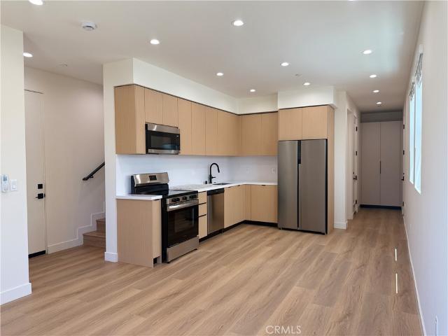 4121 Lafayette Place C