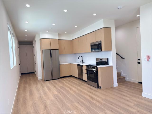 4121 Lafayette Place D