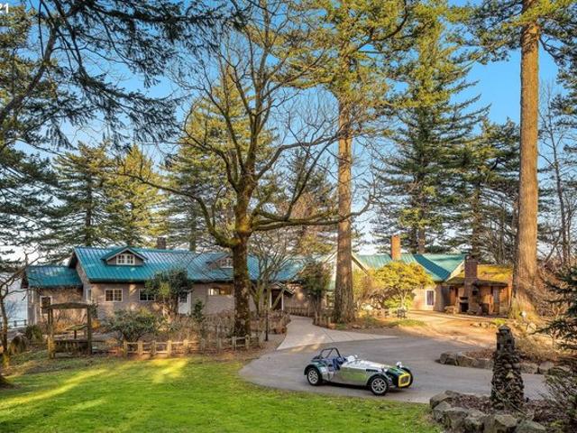 41225 E Larch Mountain Rd, Corbett, OR 97019